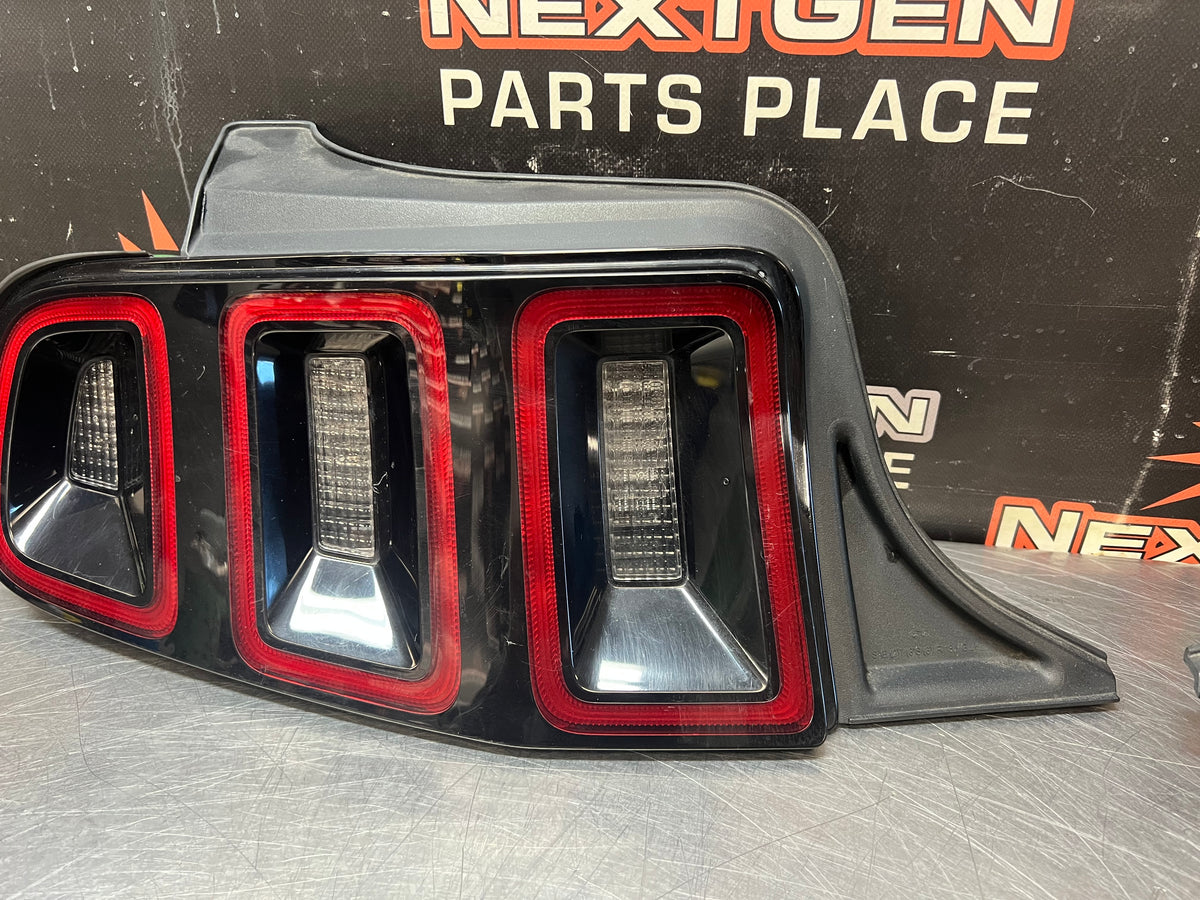 2013 Mustang Gt Tail Lights