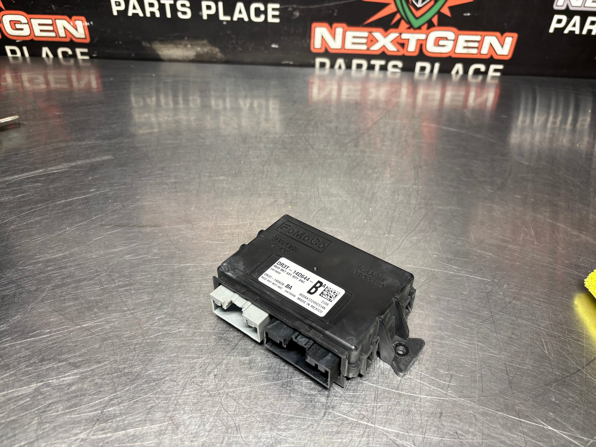 2013 FORD MUSTANG GT LIGHT LAMP CONTROL MODULE OEM DR3T-14D644-BA #127 ...