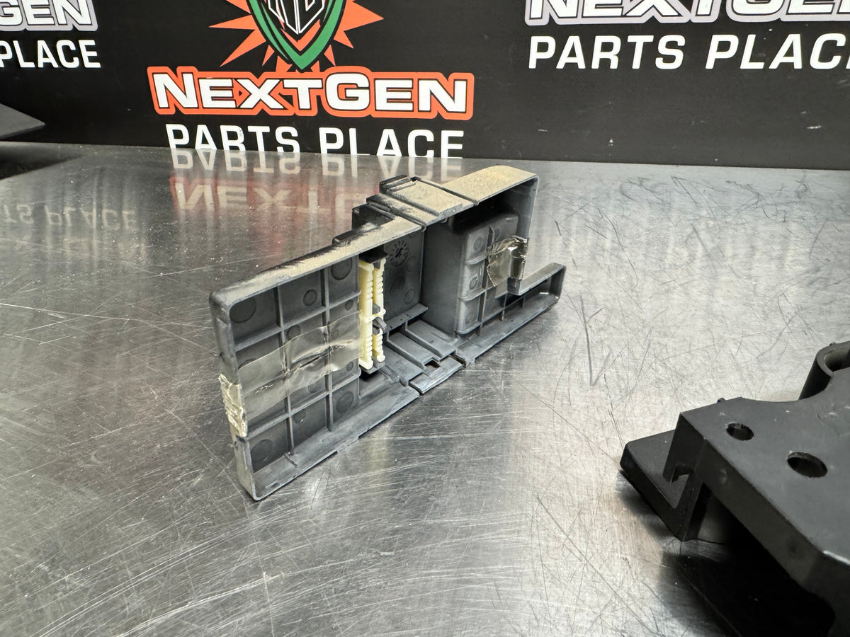 2015 FORD F350 BODY CONTROL MODULE CABIN FUSE BOX FC3T-14B476-BB #748 ...