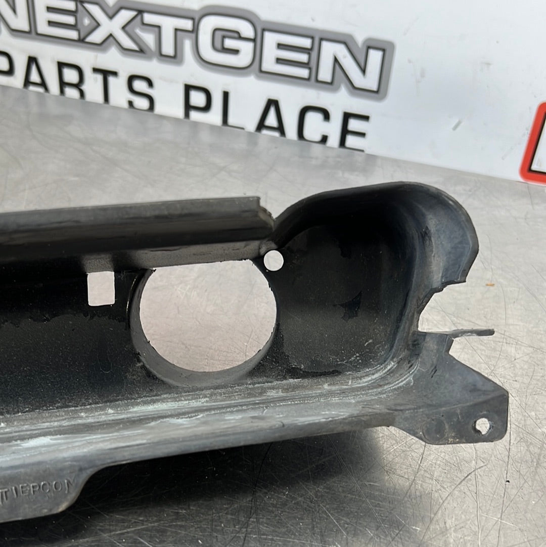 97-04 C5 CORVETTE LH DRIVER FOG LIGHT DEFLECTOR BEZEL OEM 10283575 VV4 ...
