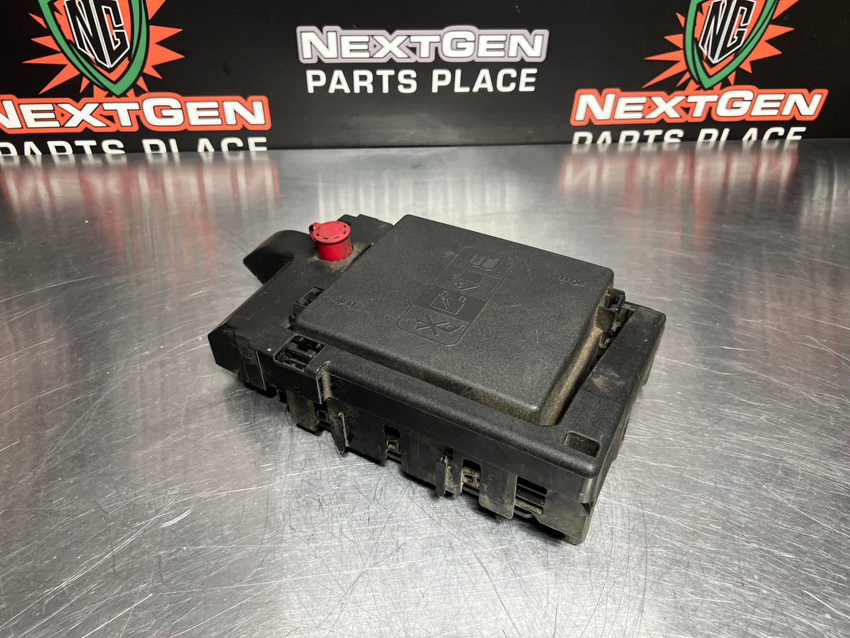 2016 CAMARO SS FUSE BOX WITH COVER /BRACKET OEM 84044721 #795 ...