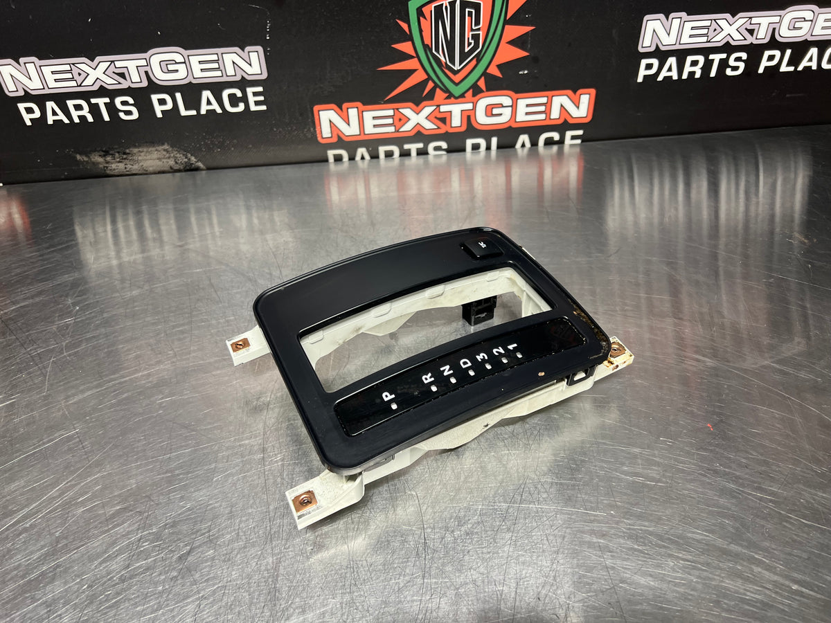 04-06 PONTIAC GTO SHIFTER PLATE WITH TRACTION CONTROL SWITCH OEM #910 ...