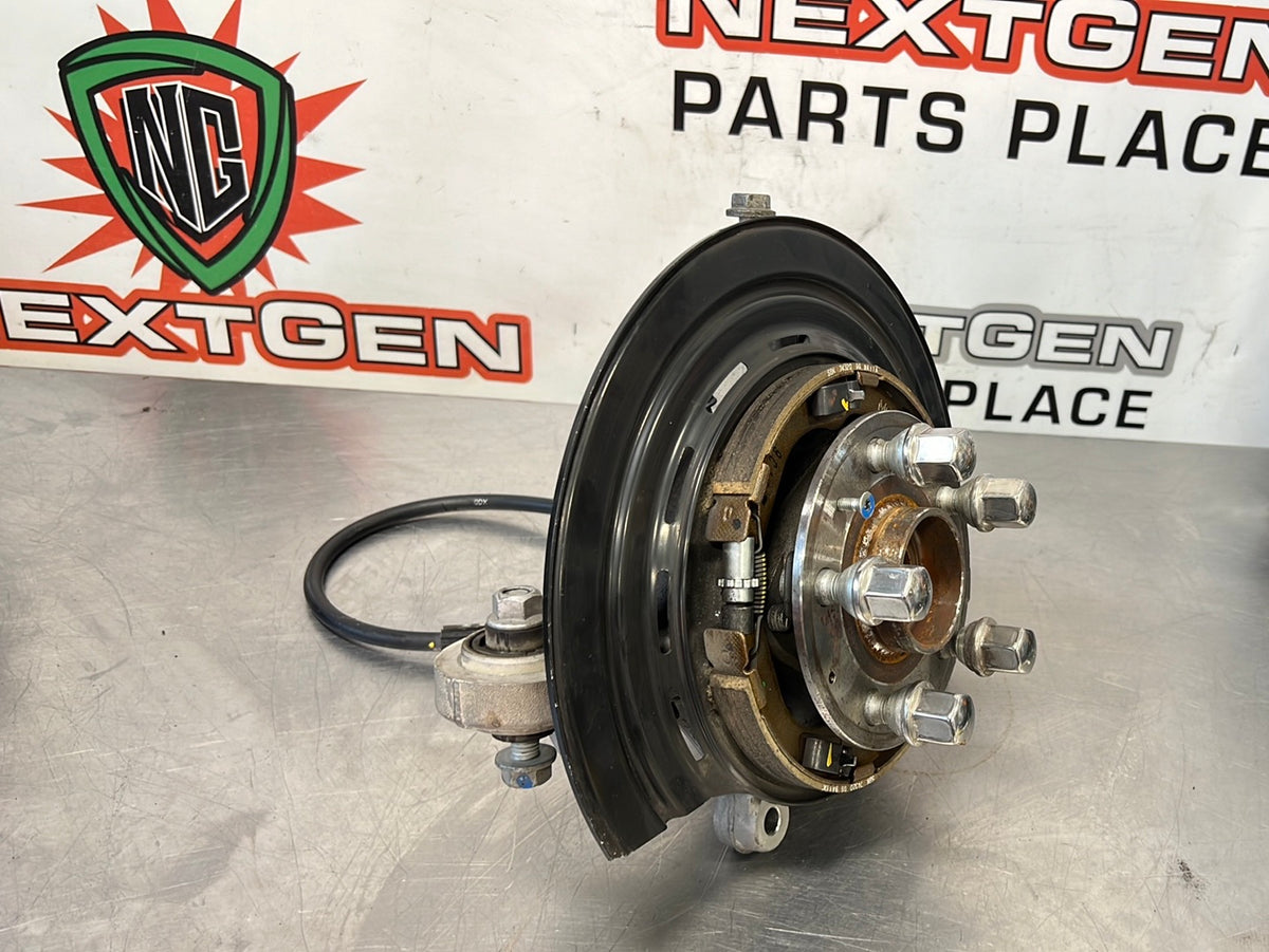 2016-2022 CAMARO SS LR LEFT REAR SPINDLE HUB ASSEMBLY 84258571 OEM #72 ...