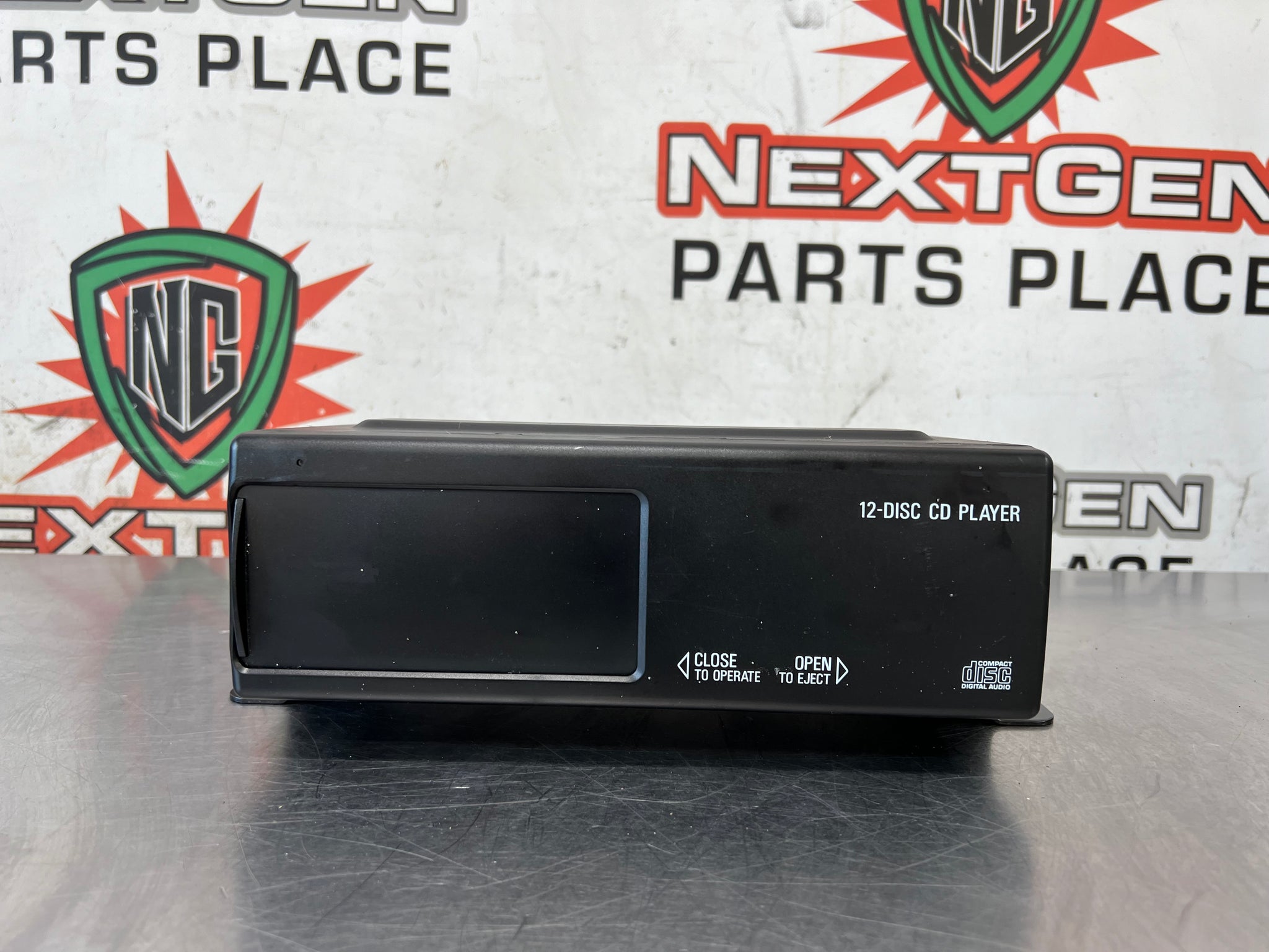 97-04 C5 CORVETTE 12 DISC CD CHANGER PLAYER 25685332 OEM #708 ...