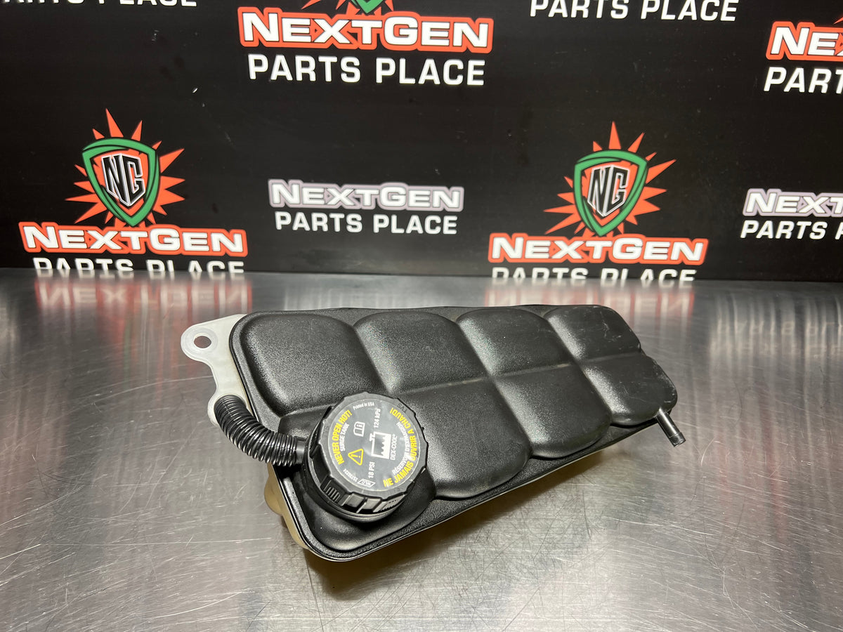2011 C6 CORVETTE COOLANT EXPANSION TANK RESERVOIR 25922058 OEM #741 ...