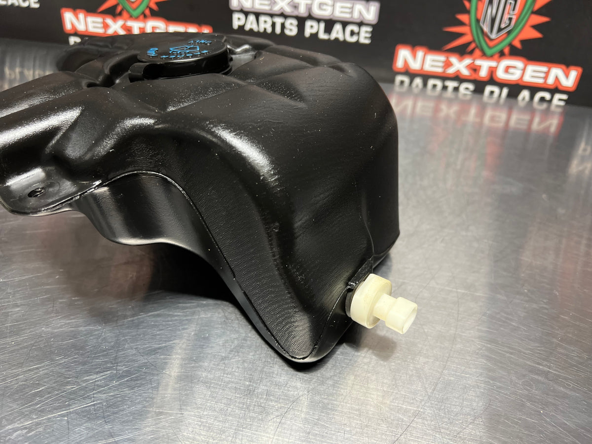 2001 C5 CORVETTE WINDSHIELD WASHER FLUID RESERVOIR W/ PUMP OEM 2215485 ...