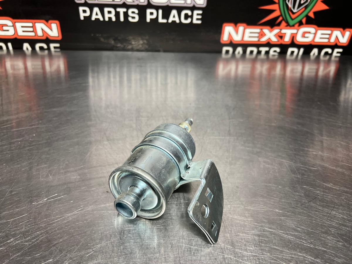 1997 C5 CORVETTE FUEL FILTER REGULATOR OEM #821 – NextGenPartsPlace
