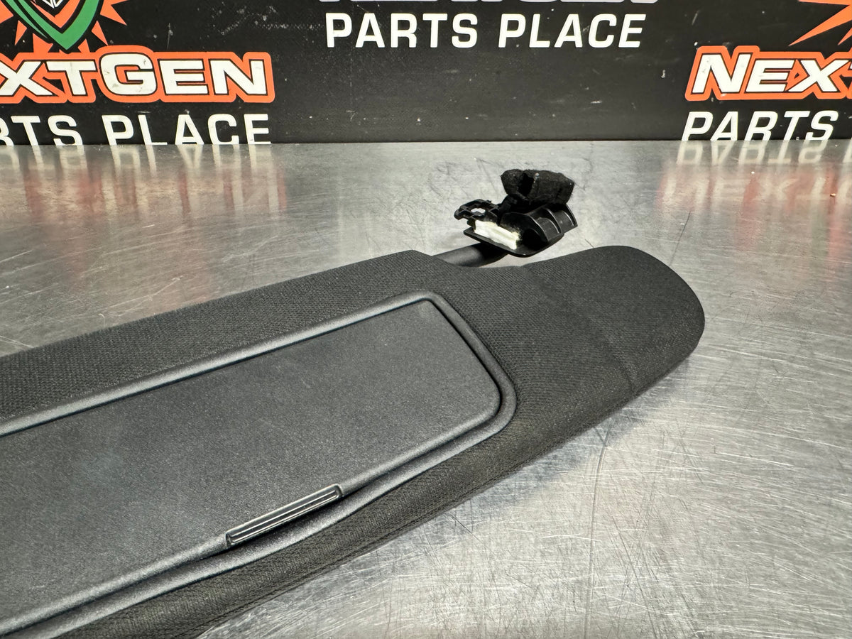 2019 FORD MUSTANG GT RH PASSENGER SIDE SUN VISOR OEM #1228 ...