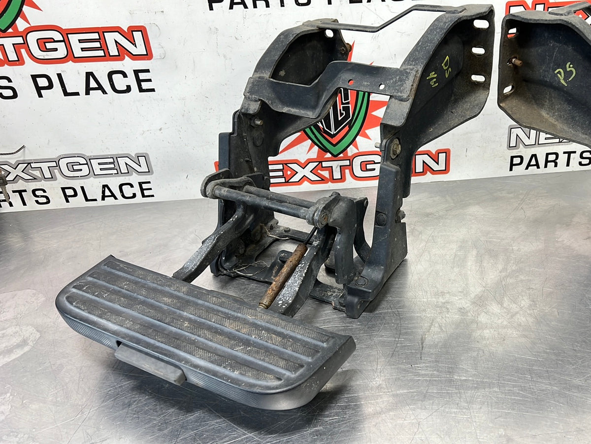 2012 FORD F150 DRIVER/ PASSENGER RETRACTABLE BED SIDE STEPS WITH BRACK ...