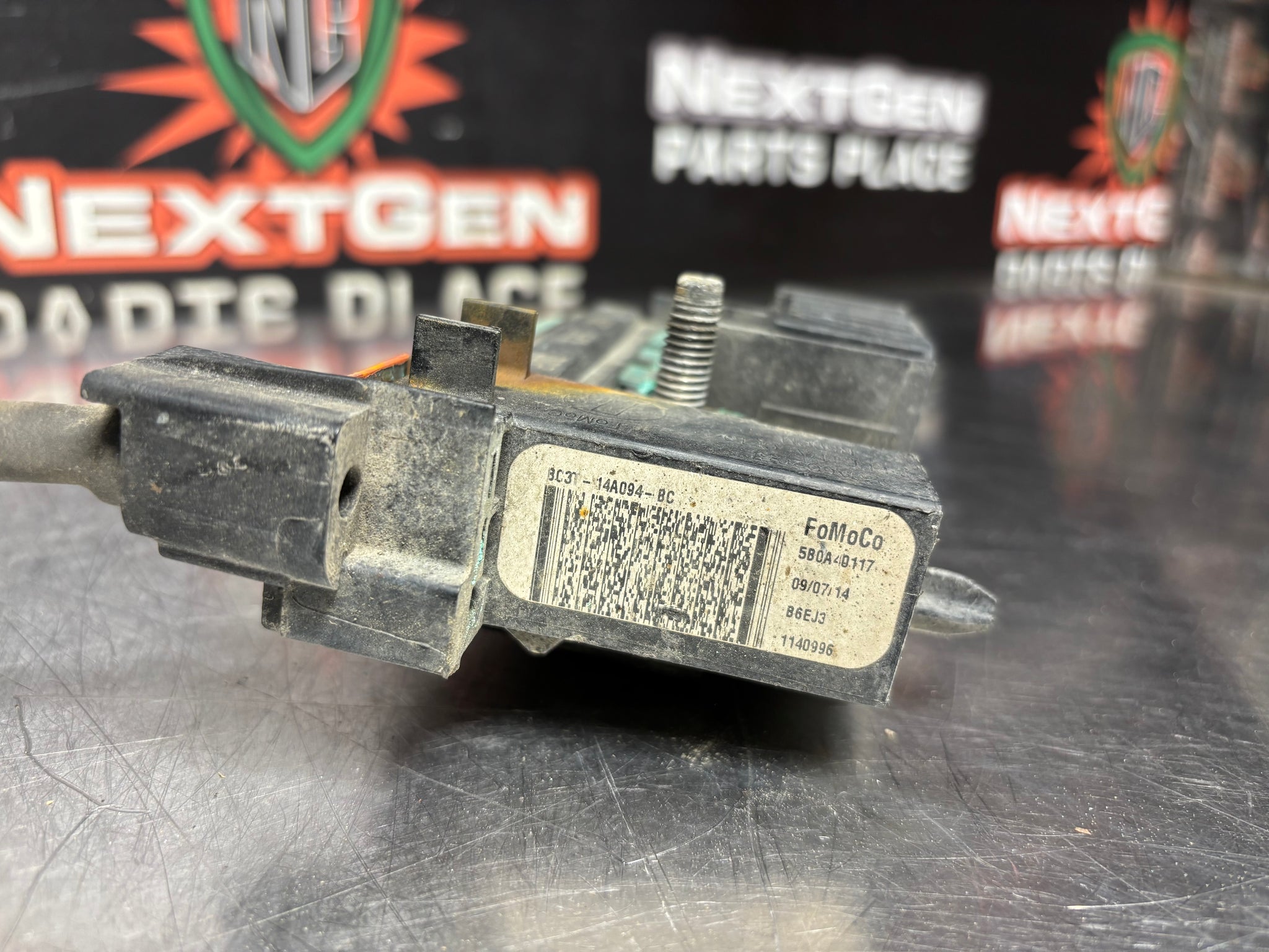 2015 FORD F350 CIRCUIT BREAKER UNDER HOOD OEM BC3T-14A094-BC #1142 ...
