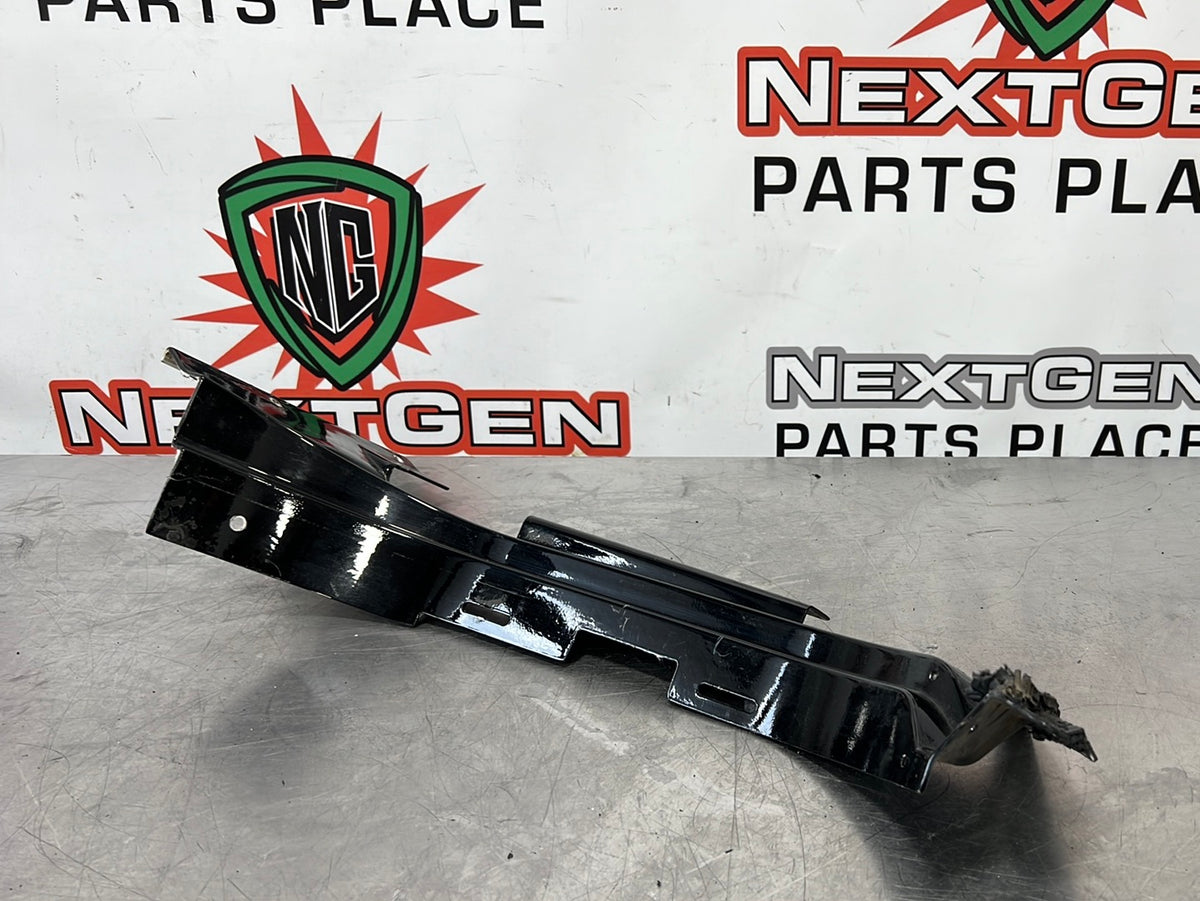 C5 CORVETTE RH BLACK ROCKER PANEL EXTENSION OEM #VV927 – NextGenPartsPlace