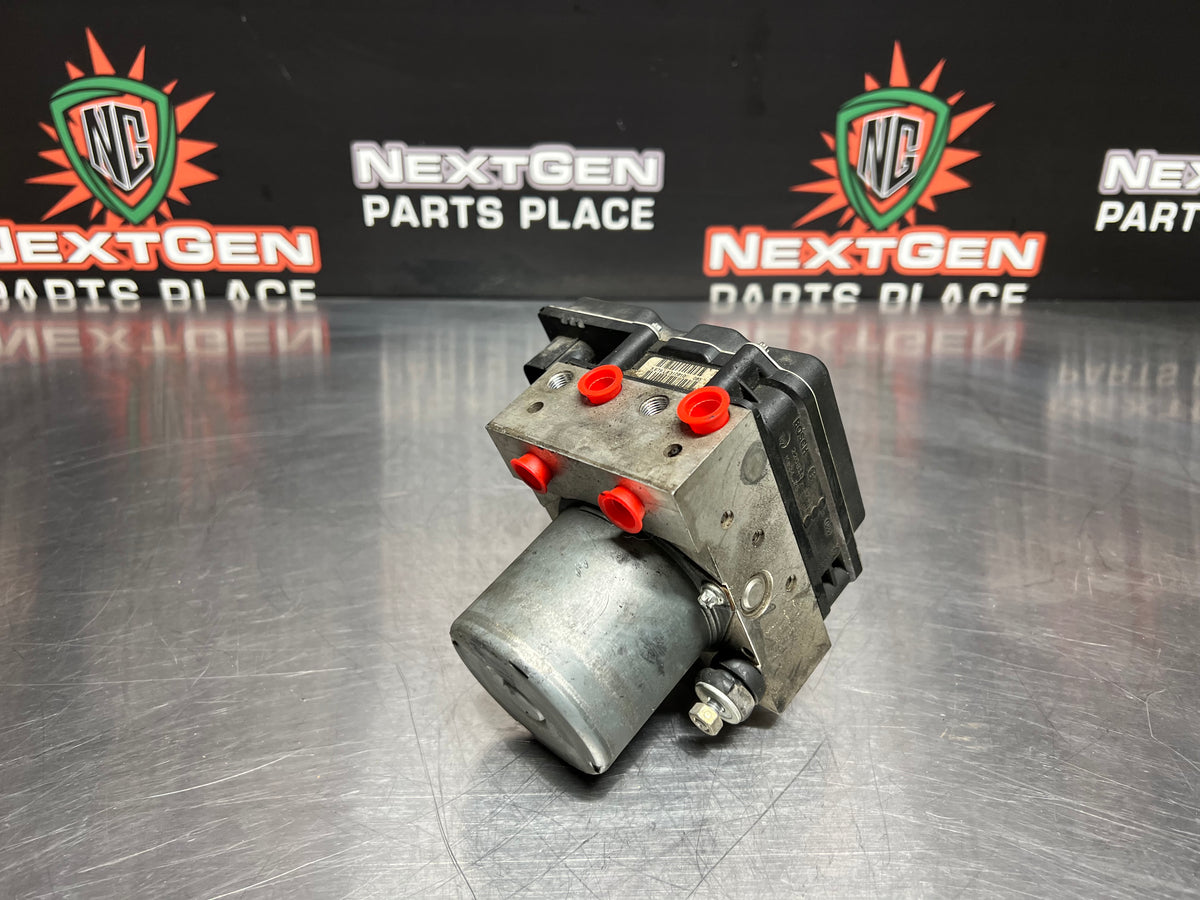 2011 C6 CORVETTE ABS PUMP MODULE 22762408 OEM #741 – NextGenPartsPlace