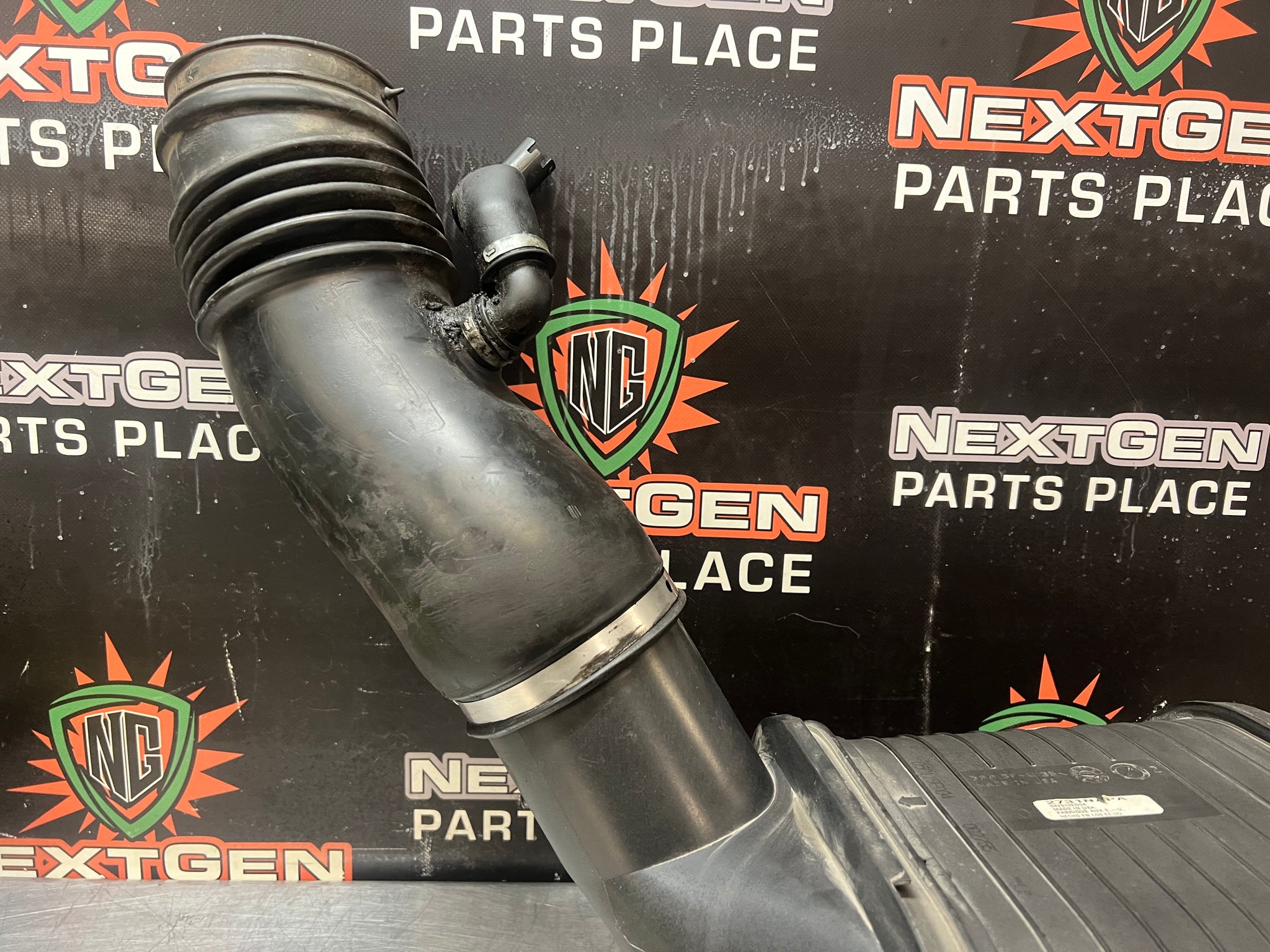 2007 FORD F350 6.0 POWERSTROKE AIR INTAKE ASSEMBLY OEM #1296 ...