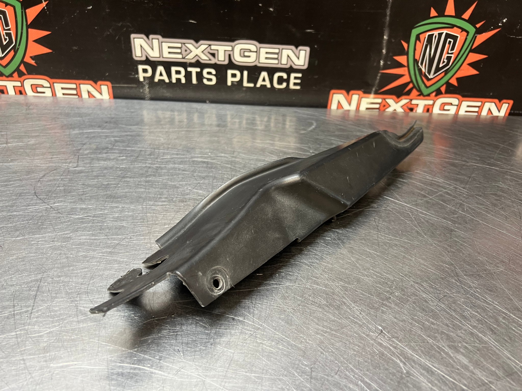 2008 C6 CORVETTE LH DRIVER SIDE COWL GRILL PANEL 15822872 OEM #1266 ...