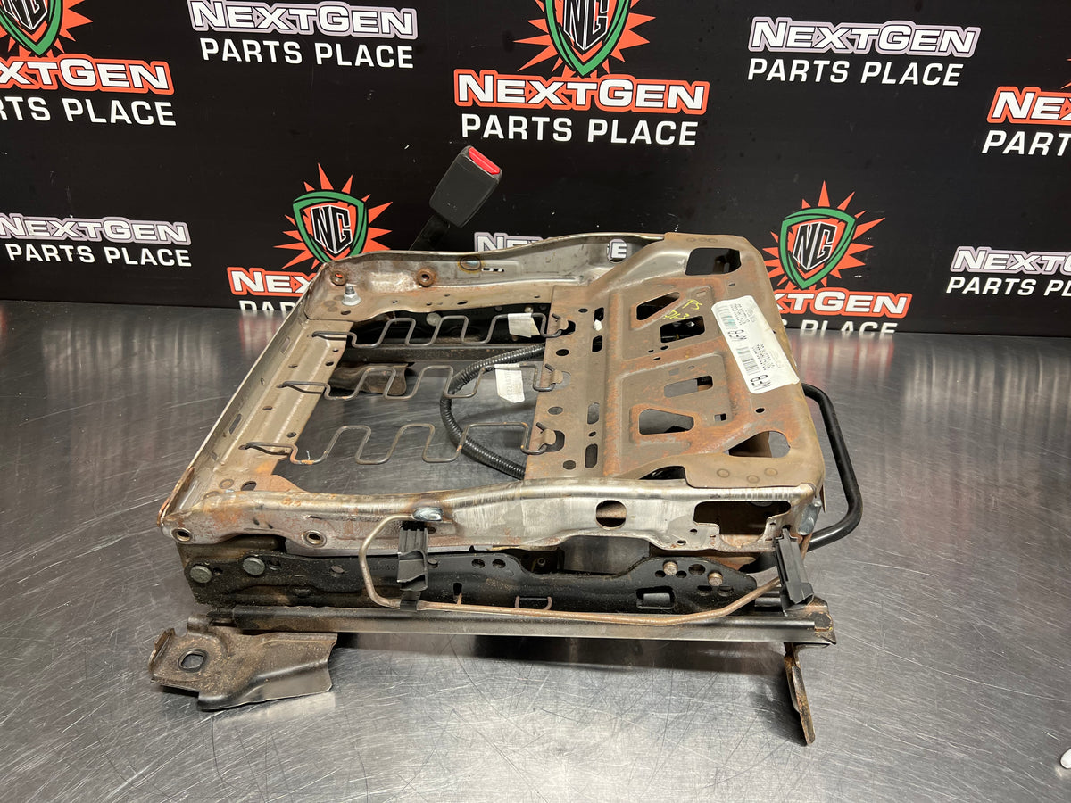 2012 FORD MUSTANG RH PASSENGER MANUAL SEAT TRACK OEM #763 ...