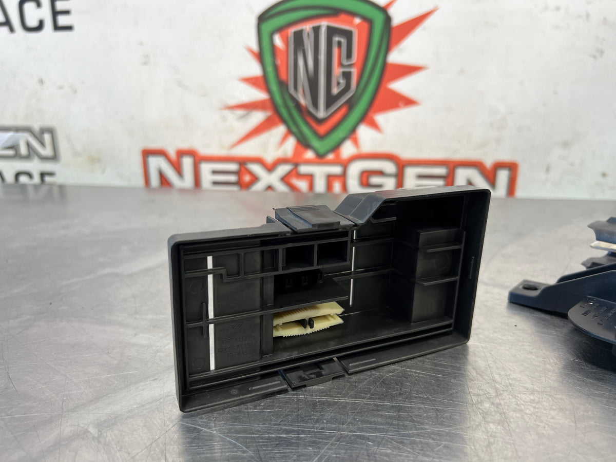 2012 FORD MUSTANG GT INTERIOR FUSE BOX BCM OEM BR3T-15604-DA #627 ...