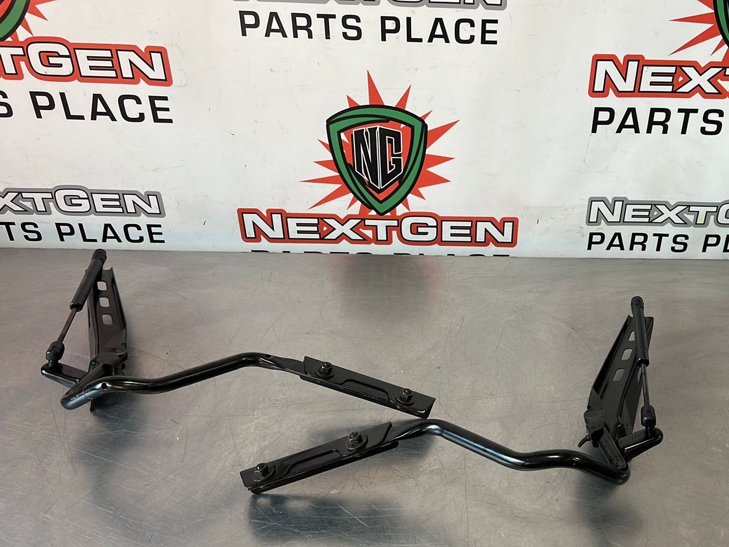 2001 C5 CORVETTE CONVERTIBLE TOP HINGES LH RH OEM #285 – NextGenPartsPlace
