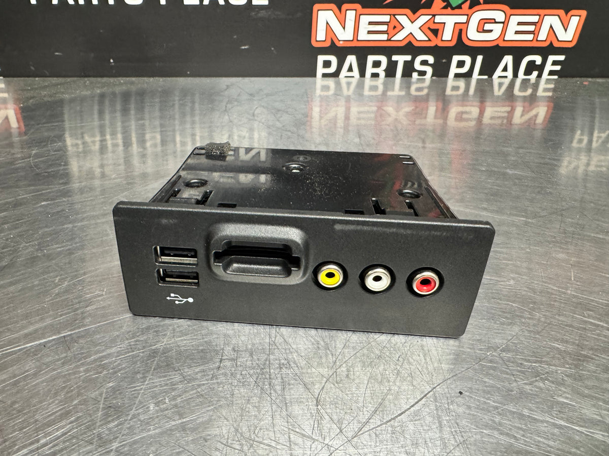 2015 FORD F250 F350 USB NAVIGATION CARD PORT READER DL3T-14F014-BA OEM ...