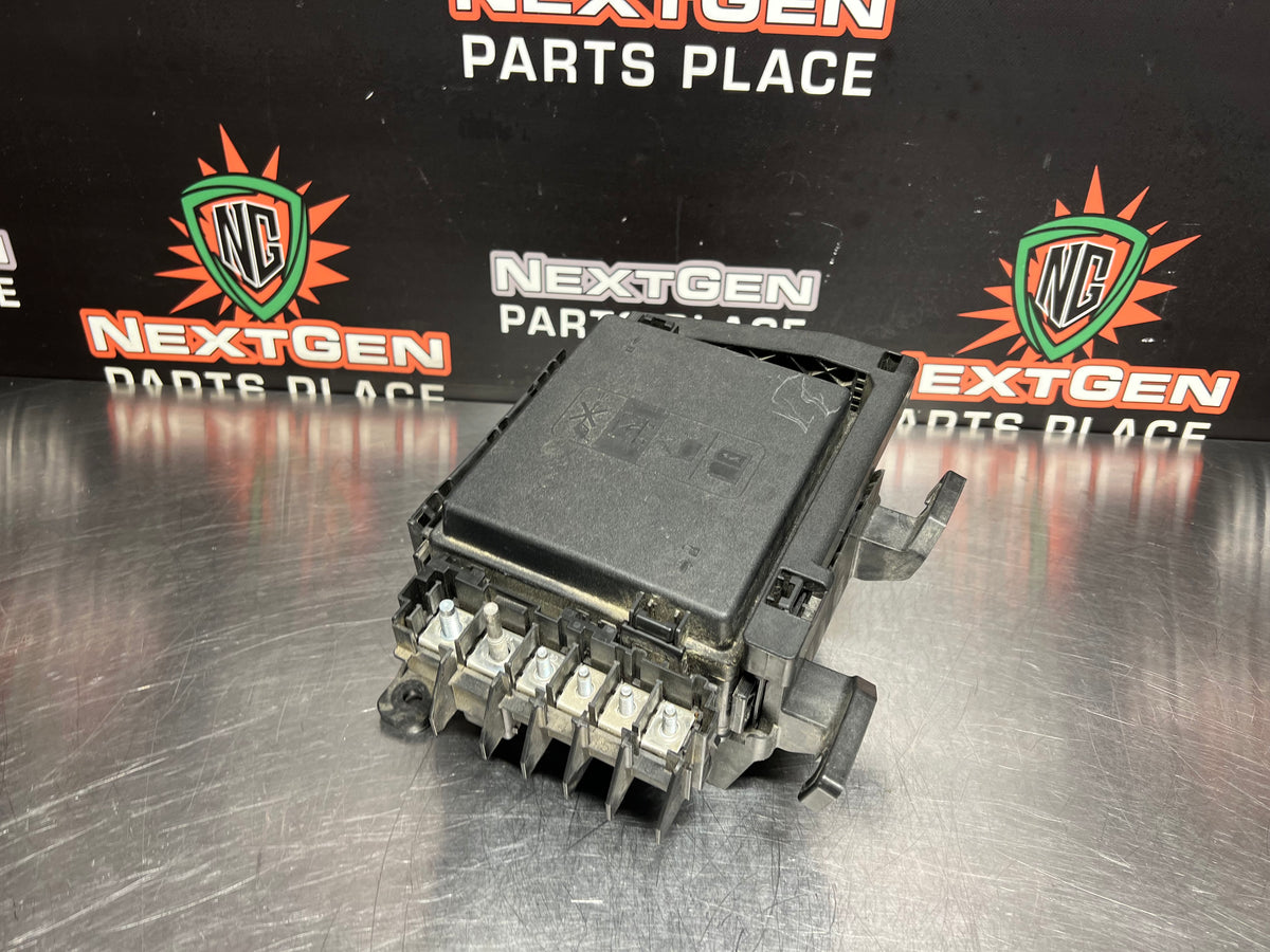 2018 CAMARO SS FUSE BOX WITH COVER AND BRACKET OEM 84315889 #938 ...