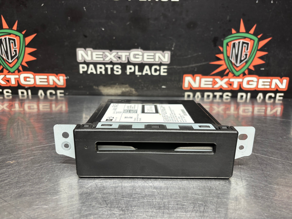 2019 CHEVY SILVERADO 2500HD CD PLAYER DISC DRIVE ASSEMBLY 84016435 OEM ...