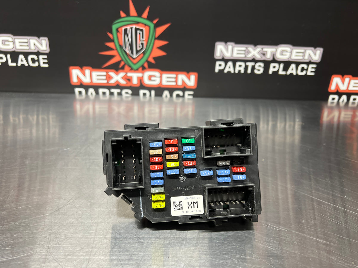 2009 SILVERADO 2500HD LTZ FUSE RELAY JUNCTION BLOCK 25815394_02 OEM #7 ...