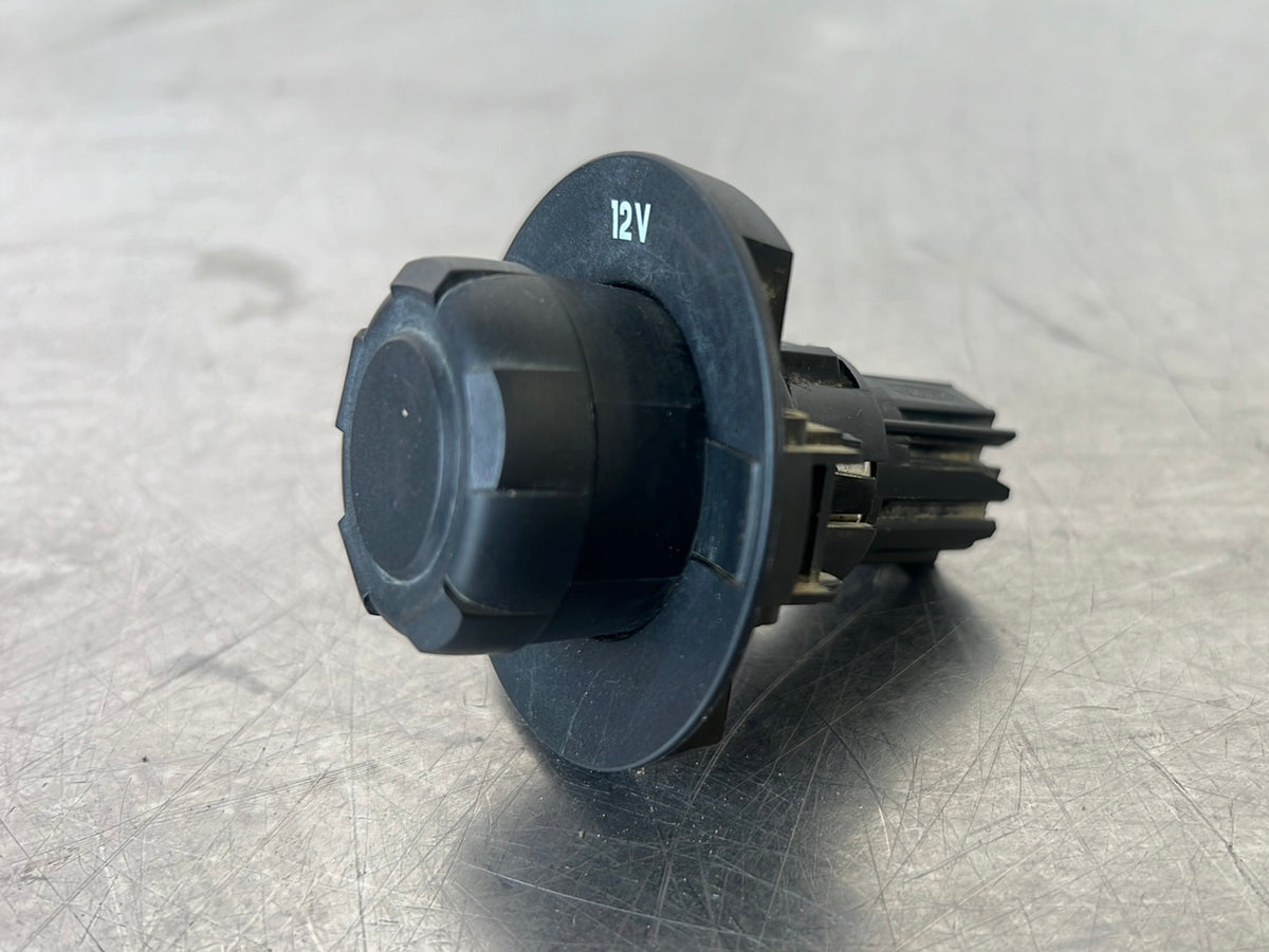 11-16 FORD F350 6.7 12 VOLT POWER OUTLET ELECTRIC SOCKET OEM ...