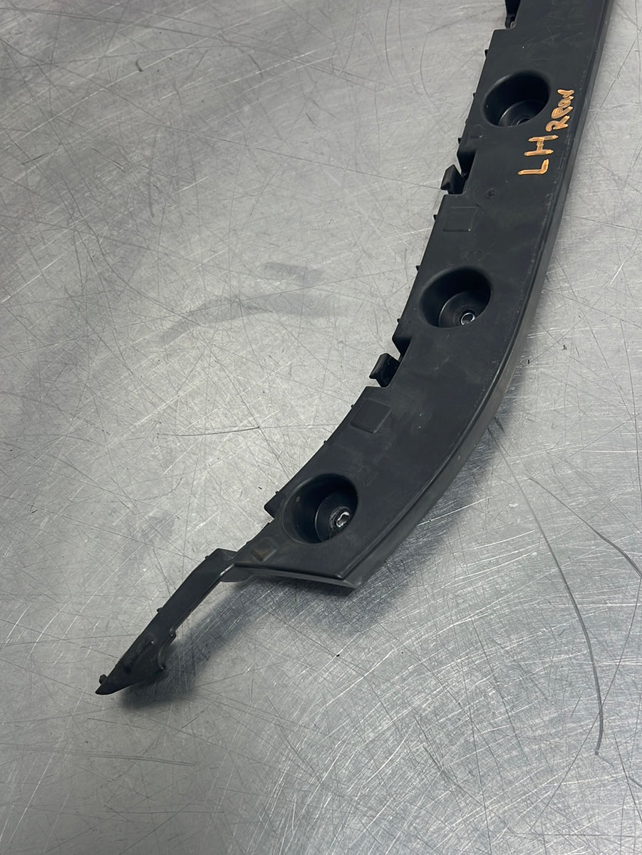 16-22 CAMARO SS LH REAR BUMPER RETAINER OEM 84603116 – NextGenPartsPlace