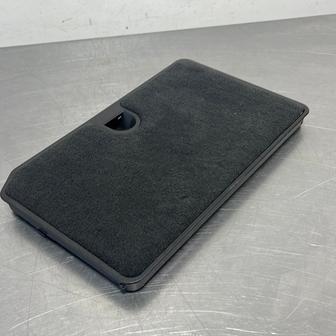 2008 C6 CORVETTE RH CARGO COMPARTMENT COVER OEM #103 – NextGenPartsPlace