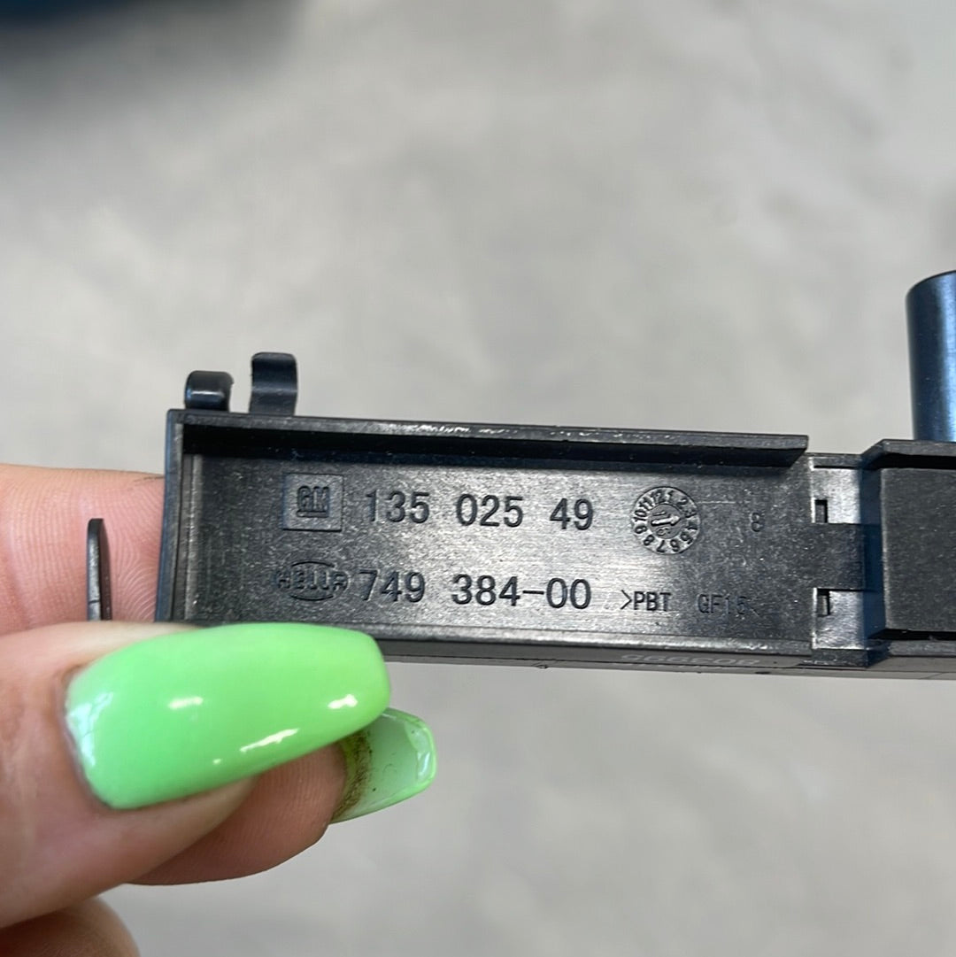 14-19 C7 CORVETTE KEYLESS ENTRY ANTENNA OEM 13502549 – NextGenPartsPlace