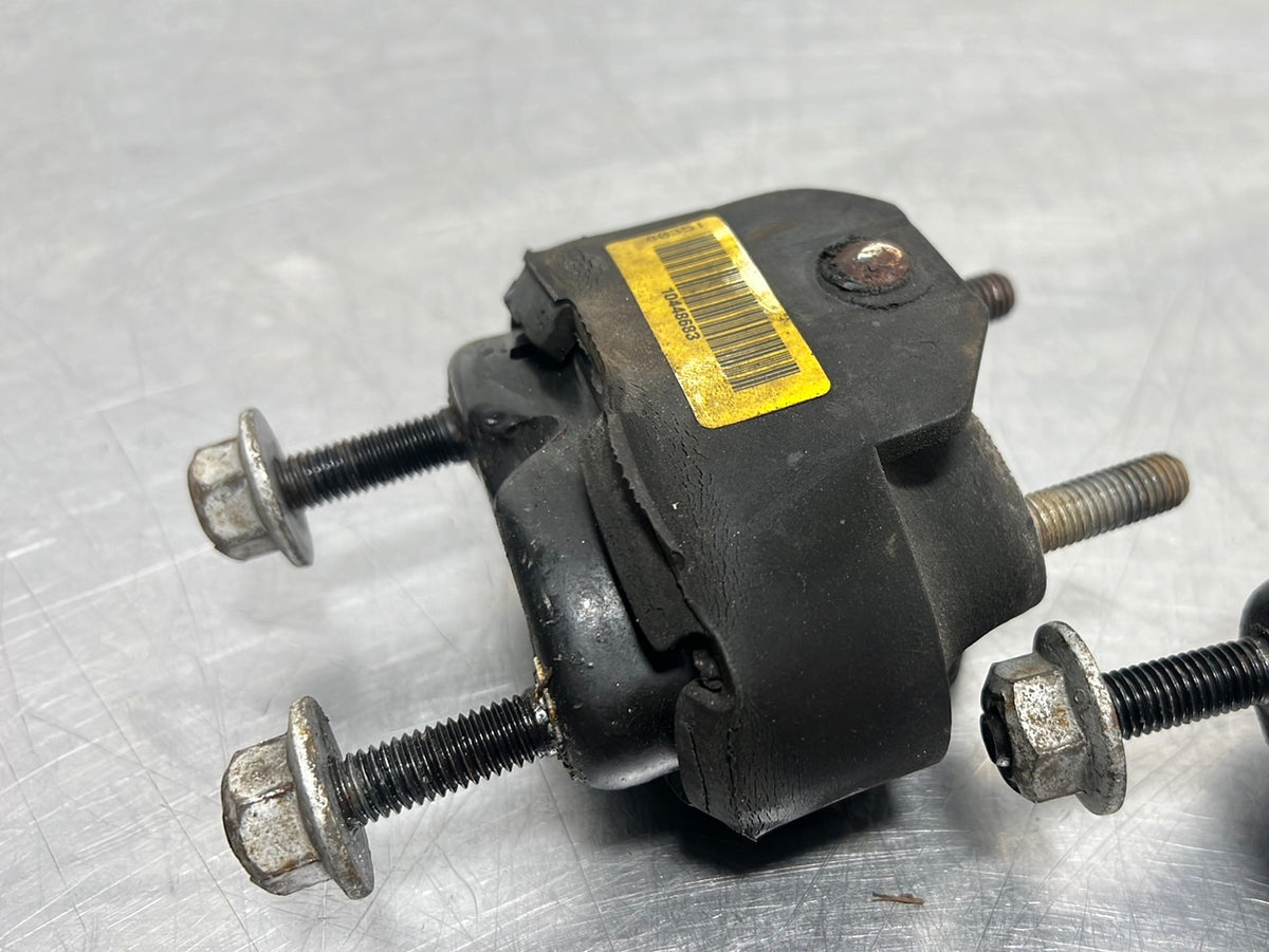 2008 C6 CORVETTE REAR DIFFERENTIAL MOUNTS 10448683 OEM #159 ...