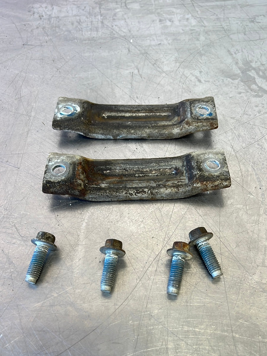 05-13 C6 CORVETTE REAR LEAF SPRING HARDWARE OEM – NextGenPartsPlace