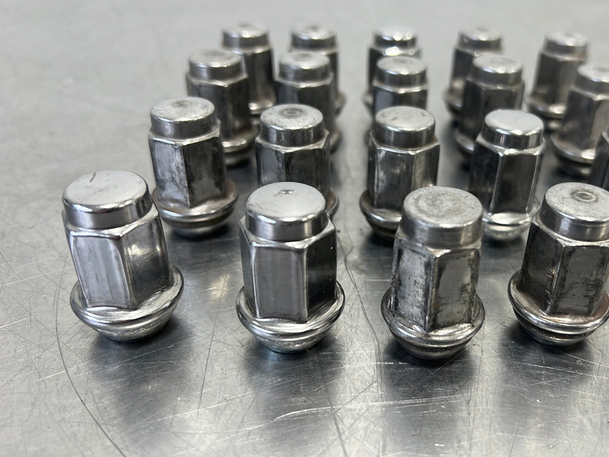 05-13 C6 CORVETTE OEM 19MM LUG NUTS SET OF 20 #3379 – NextGenPartsPlace