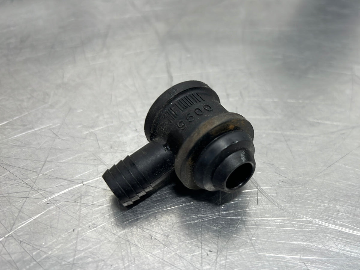 00 - 04 C5 CORVETTE POWER BRAKE BOOSTER VACUUM CHECK VALVE OEM #158 ...